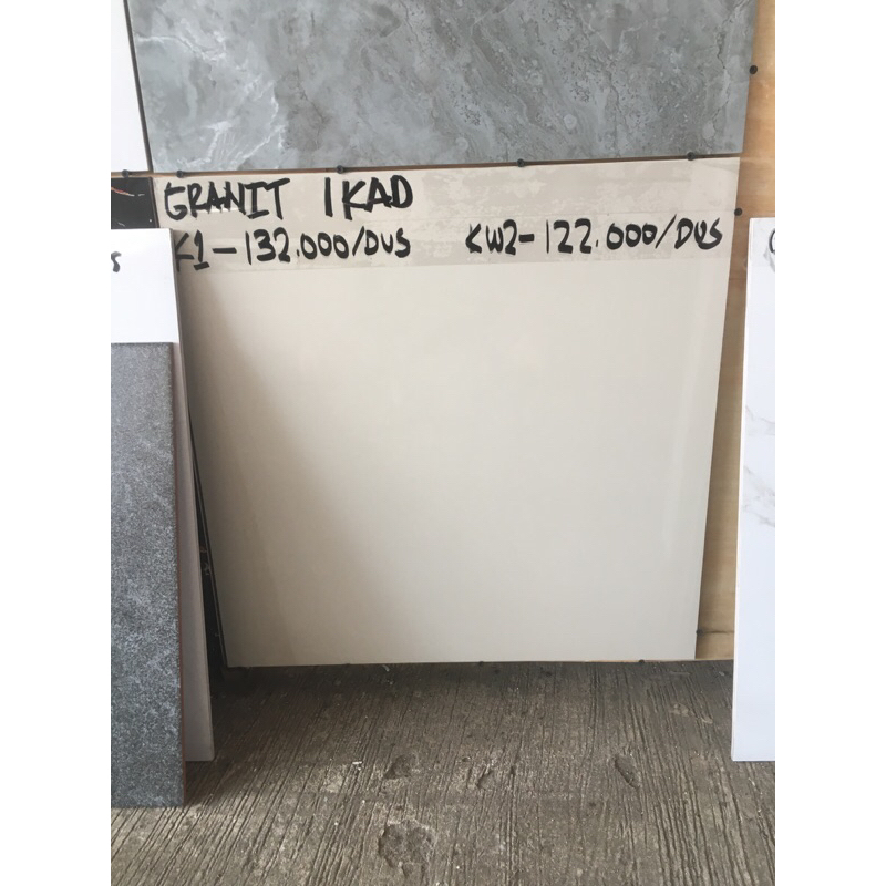 Jual granit 60x60 ikad sephia biege beige tebal glossy kilap lokal kw1 ...