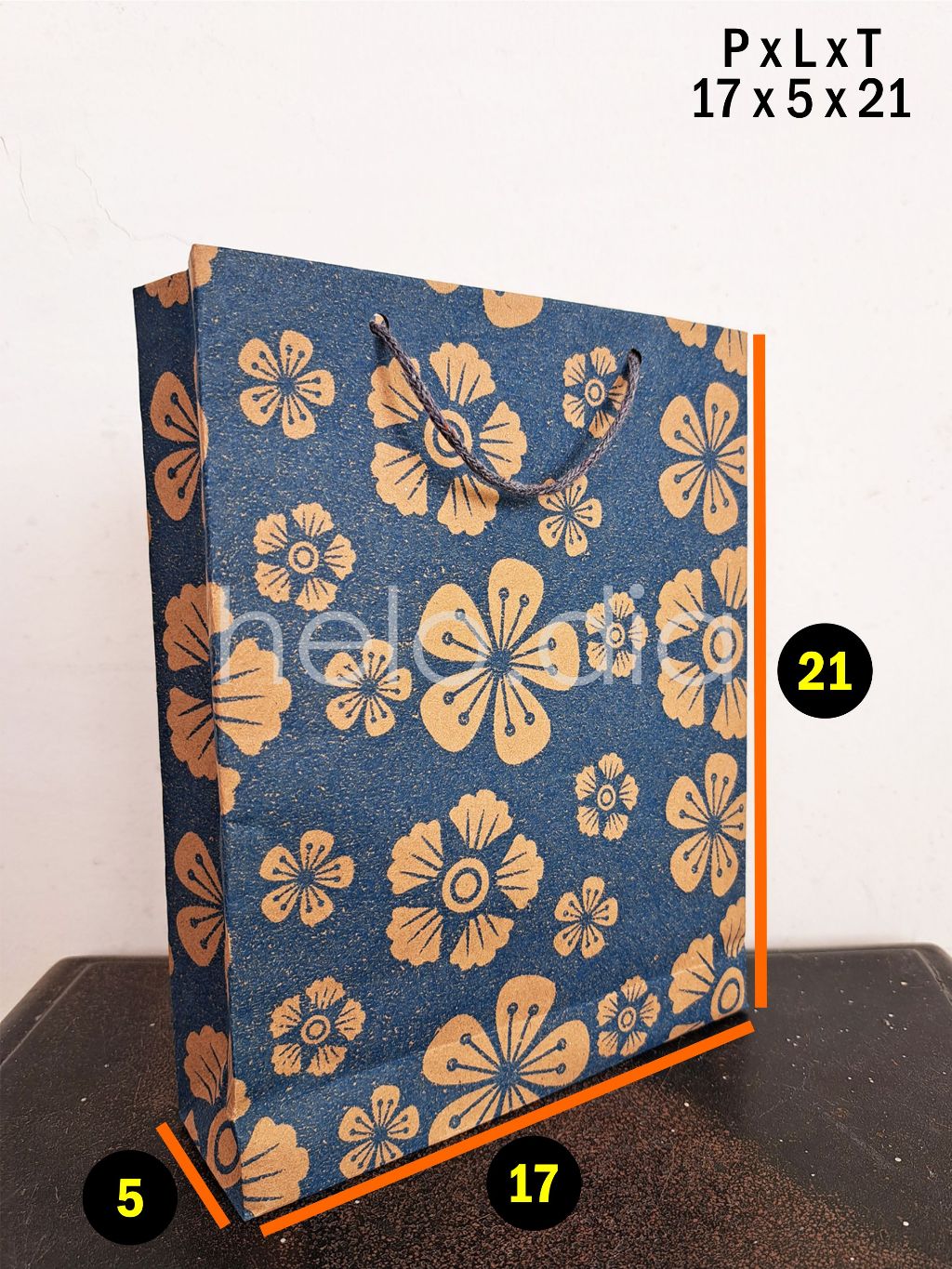Jual Paperbag Motif Bunga Biru uk. 17x5x21 Paper Bag Motif Tas Kertas ...