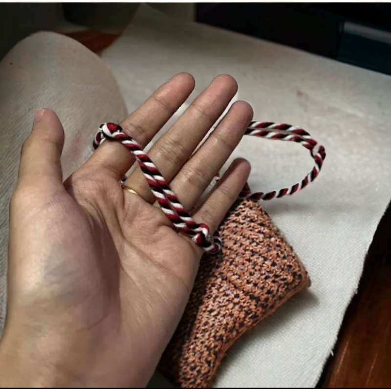 Jual Gelang Tridatu Hitam Dominan Handmade Tali Serut Adjustable Tebal ...