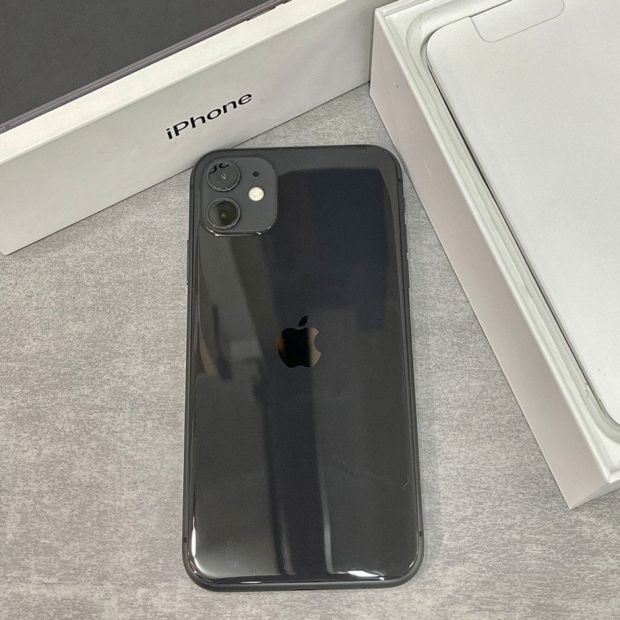 Jual iPhone 11 Black 64GB BH 92% Garansi internasional | Shopee Indonesia