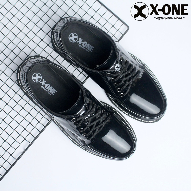 Jual X-ONE Sepatu Formal Docmart Pria | Jossie Docmart Hitam Glossy ...