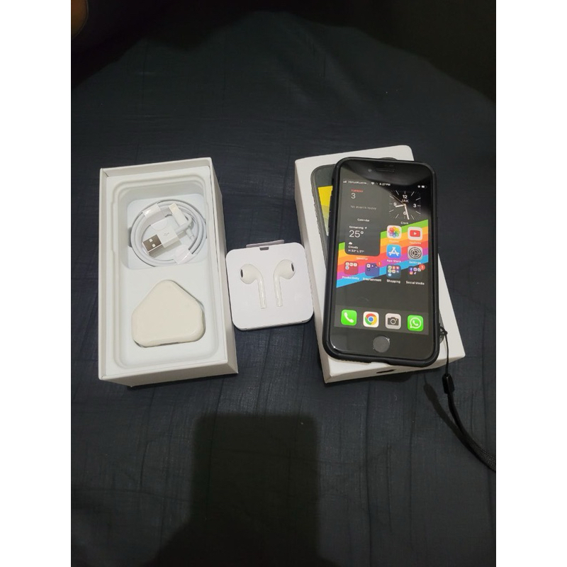 Jual Iphone SE 2020 64gb Inter all operator | Shopee Indonesia