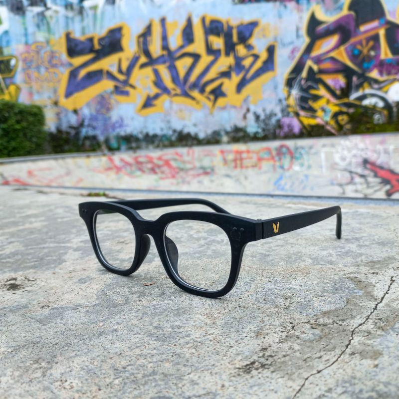 Jual Kacamata Vincent Frame Black Doff Lensa Bening Gaya Vintage ...