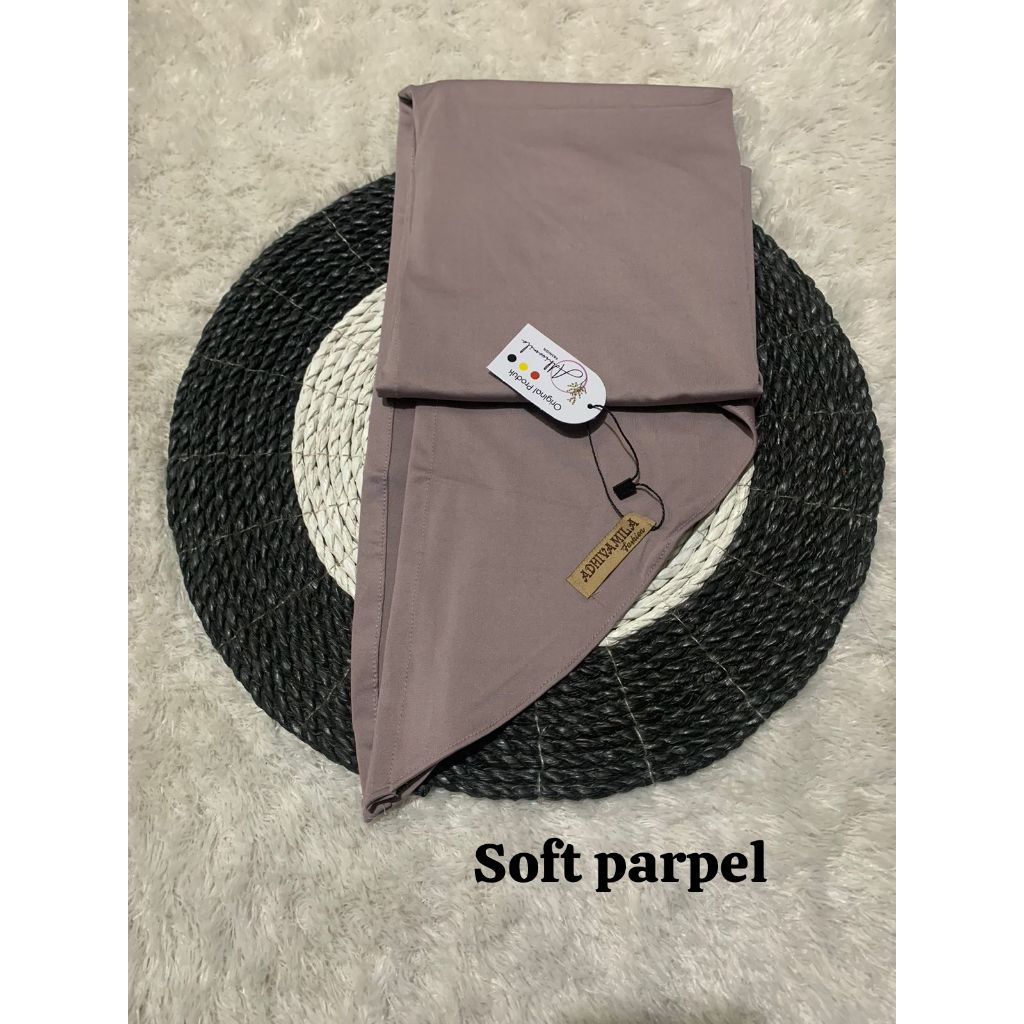 Jual 𝐀𝐃𝐇𝐈𝐕𝐀𝐌𝐈𝐋𝐀 - JILBAB INSTAN MALAY JERSEY PREMIUM/ BERGO INSTAN NON PET PINGUIN JERSEY ...