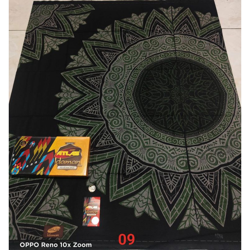 Jual SARUNG ATLAS MOTIF BHS SARUNG ATLAS MOTIF BATIK | Shopee Indonesia