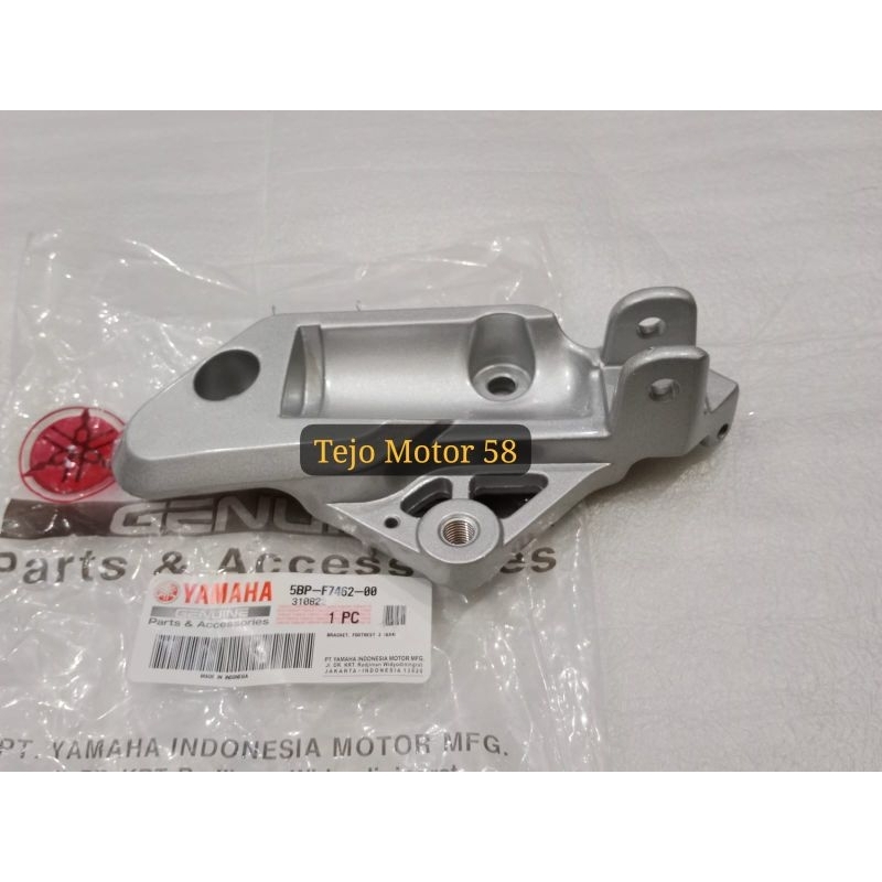 Jual BRACKET BREKET DUDUKAN FOOTSTEP POSTEP DEPAN KANAN SCORPIO LAMA ...