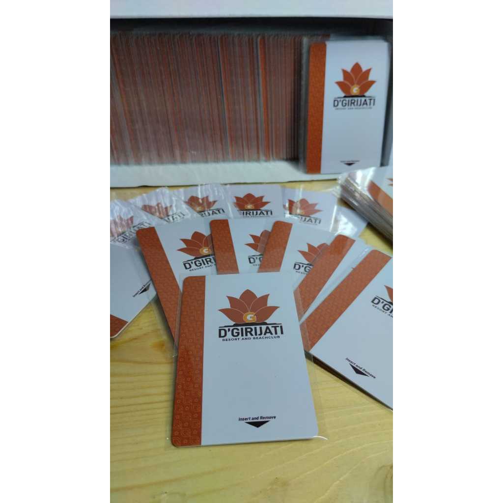 Jual CETAK KARTU ID CARD/PVC CARD | Shopee Indonesia