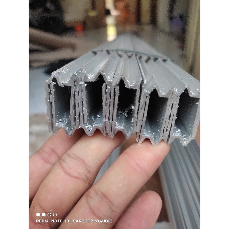 Jual List U Alumunium Hardcase Panjang 1 Meter | Shopee Indonesia