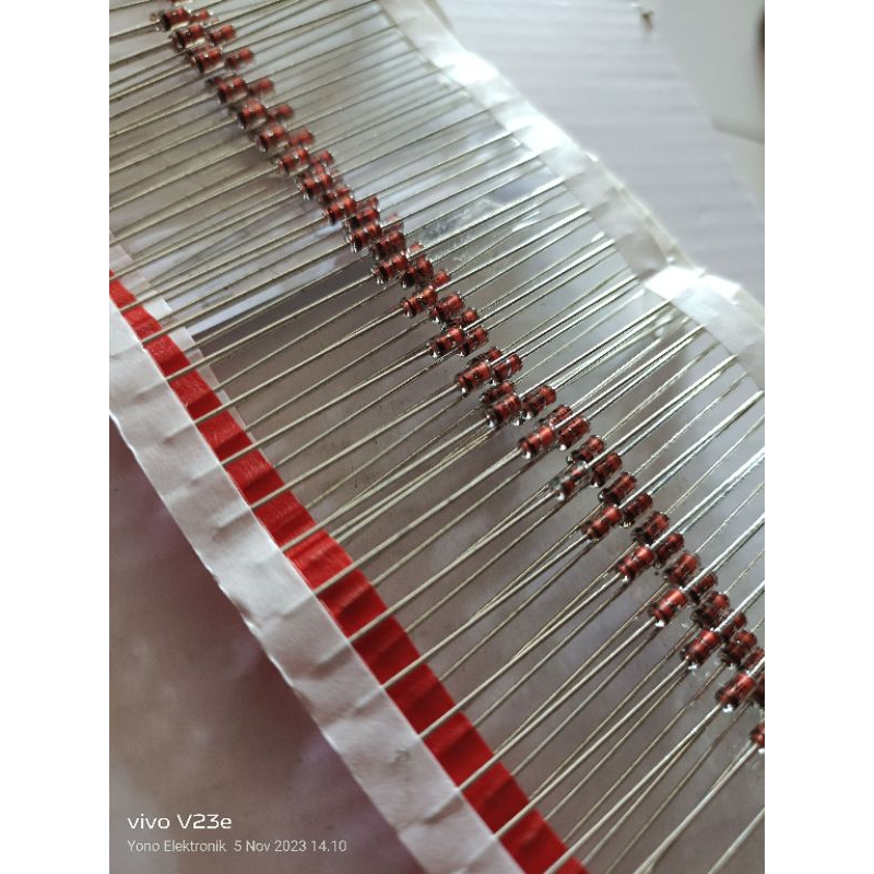 Jual DIODA DIODE ZENER 1 WATT 9V | Shopee Indonesia