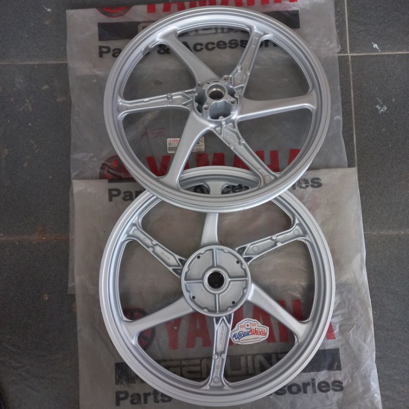 Jual Rim velg velk pelk Jupiter Z CW castwheel depan belakang 2004 ...