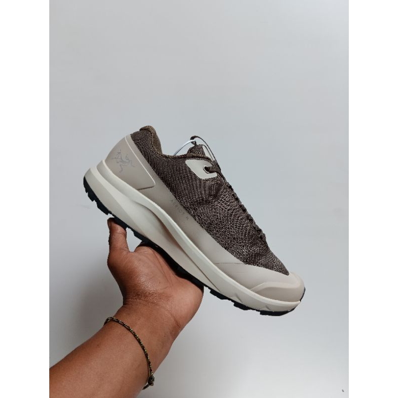 Jual SEPATU ARC'TERYX | Shopee Indonesia