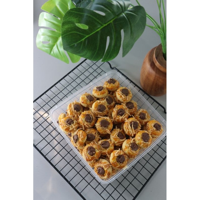 Jual Thumbrint Nutella Cheese / Kue Kering Nutella / Kue Kering Nutella ...