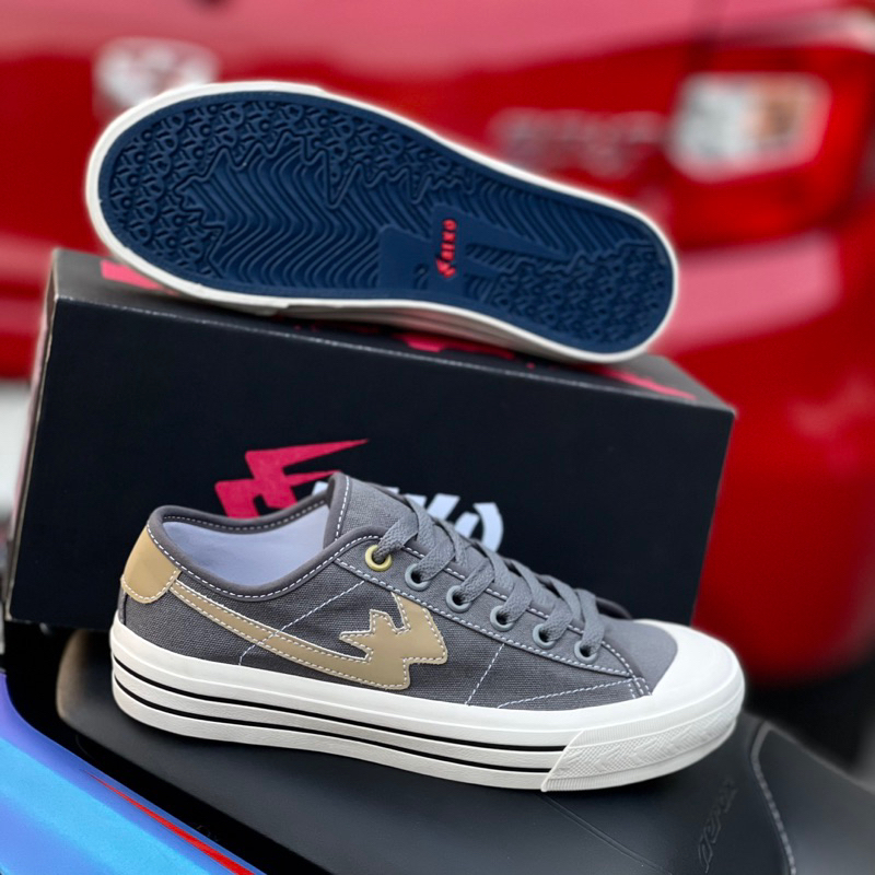 Jual Sepatu Sneakers AEKO Vhalisade Grey Lokal Made in indonesia Pria ...
