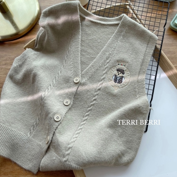 Jual Eunjoo Bear Vest Knit Bordir Korea | Rompi Rajut Premium Academy ...
