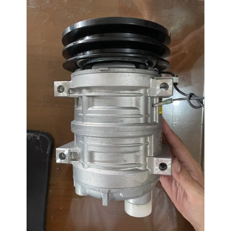 Jual Compressor Kompresor Bus Tm-21 Tm21 12v / Elf Giga 12v Valeo ...