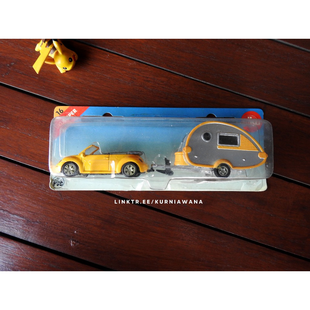Jual Siku Super VW Volkswagen New Beetle Cabrio Cabriolet With Tab Caravan Diecast Rare Kuning ...