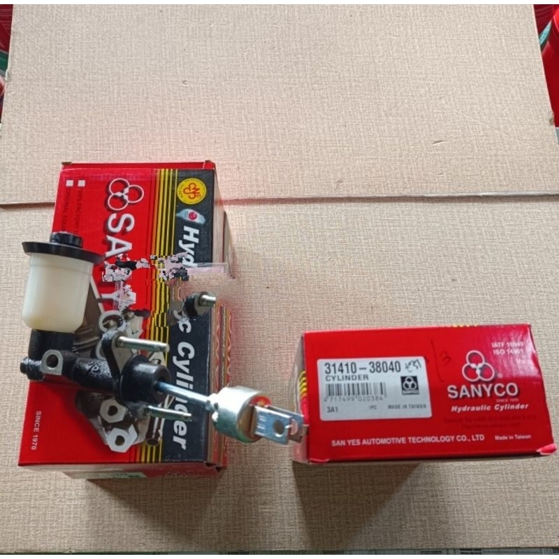Jual Master Kopling atas kijang kapsul bensin 97-2004 CM assy 31410 ...