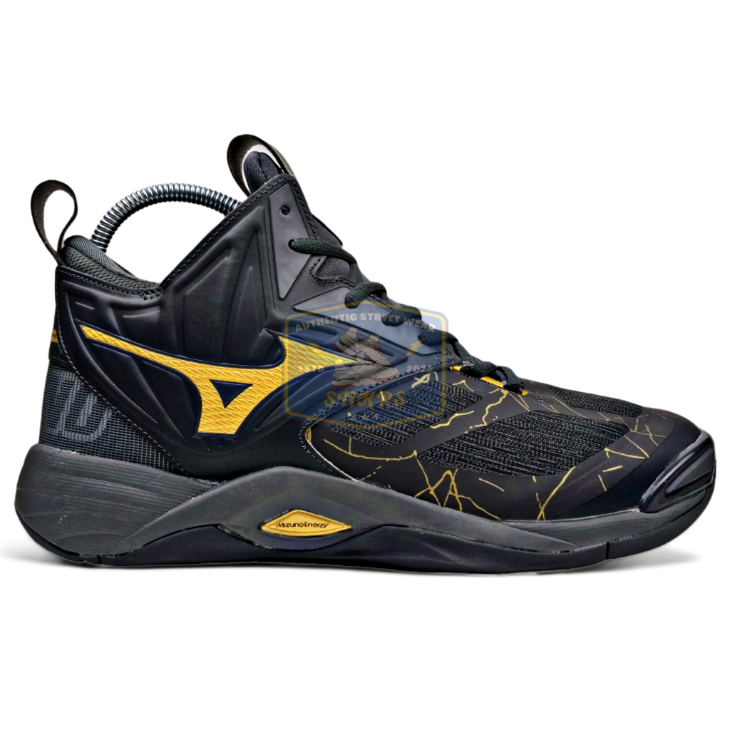Jual Sepatu volly mizuno wave momentum 2 mid sepatu voli pria terbaru ...
