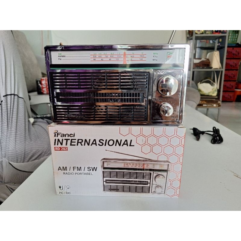 Jual RADIO JADUL IFANCY INTERNATIONAL F 4250 PORTABLE AC DC MODE FM AM ...