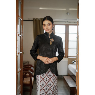 Jual Kebaya Janggan - Kebaya ala Gadis Kretek Jeng Yah | Shopee Indonesia