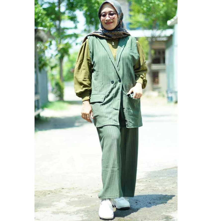Jual setelan wanita rompi kekinian korean style 3in1 livi knit lepas ...