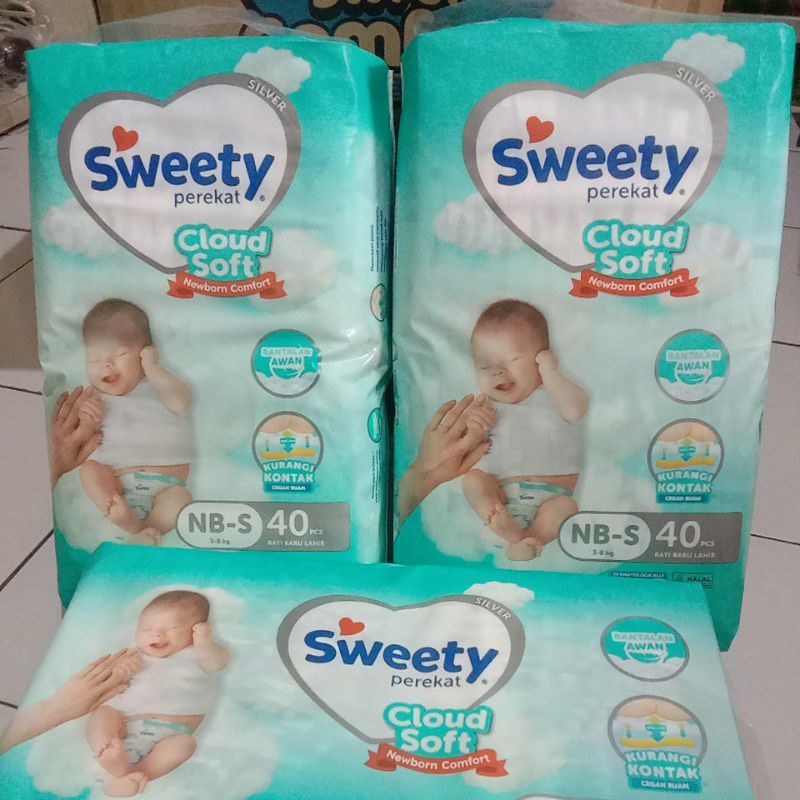 Jual SWEETY Silver Comfort NB S 40 Tipe Perekat Cloud Soft | Shopee ...
