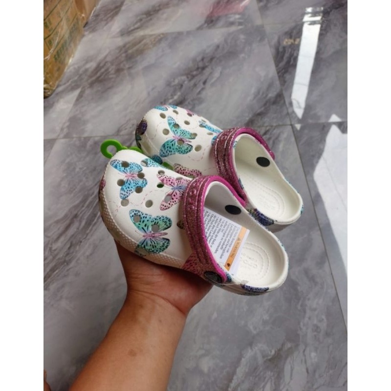 Jual Sandal Anak Crocs butterfly gliter / Sandal crocs Classic ...