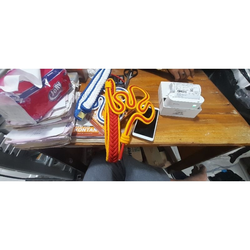 Jual talikur komando taruna warna merah list kuning bisa request warna ...