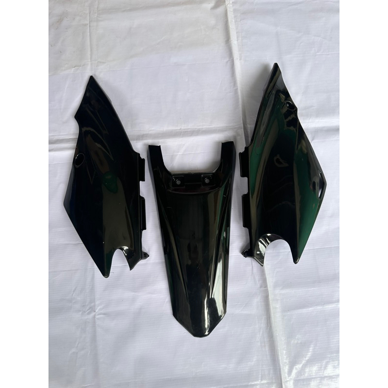 Jual Cover body dan Spakbor belakang klx 150 bf dtracker Body set belakang klx bf d tracker new ...