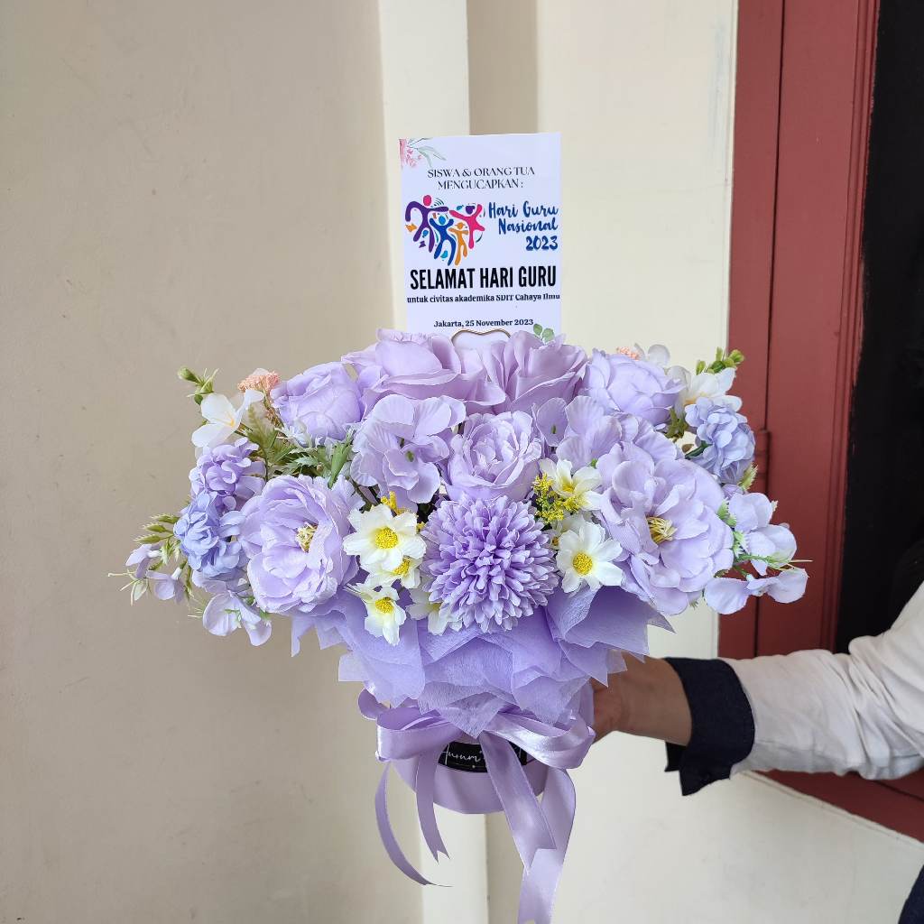 Jual ( BISA DIKIRIM KELUAR KOTA ) Bloom Box Bunga Buket Bunga ...