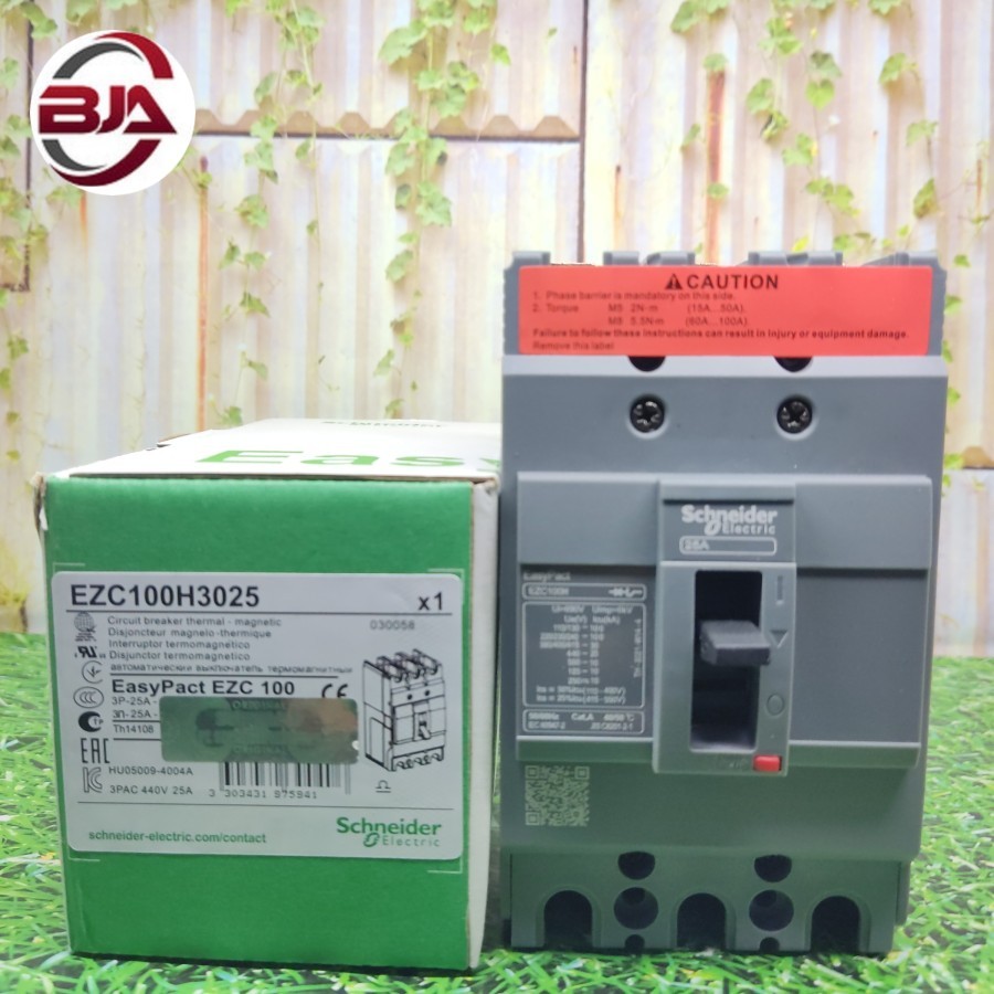 Jual MCCB Breaker Schneider Elektrik EZC100H 3P 25A 3phase 25 A EZC100H3025 | Shopee Indonesia
