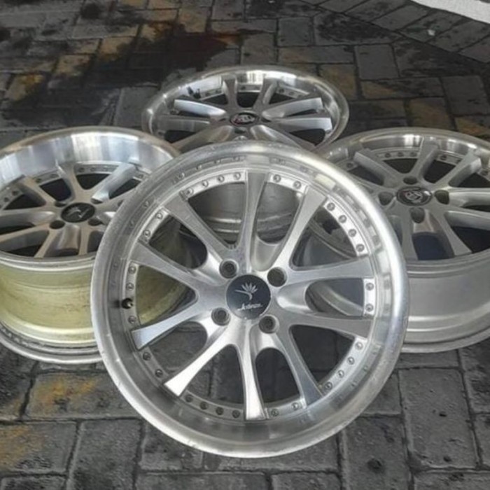 Jual VELG MOBIL BEKAS R16 BAUT 4 KRANZE R16X7,5-8,5 4X100ET30-40 ...