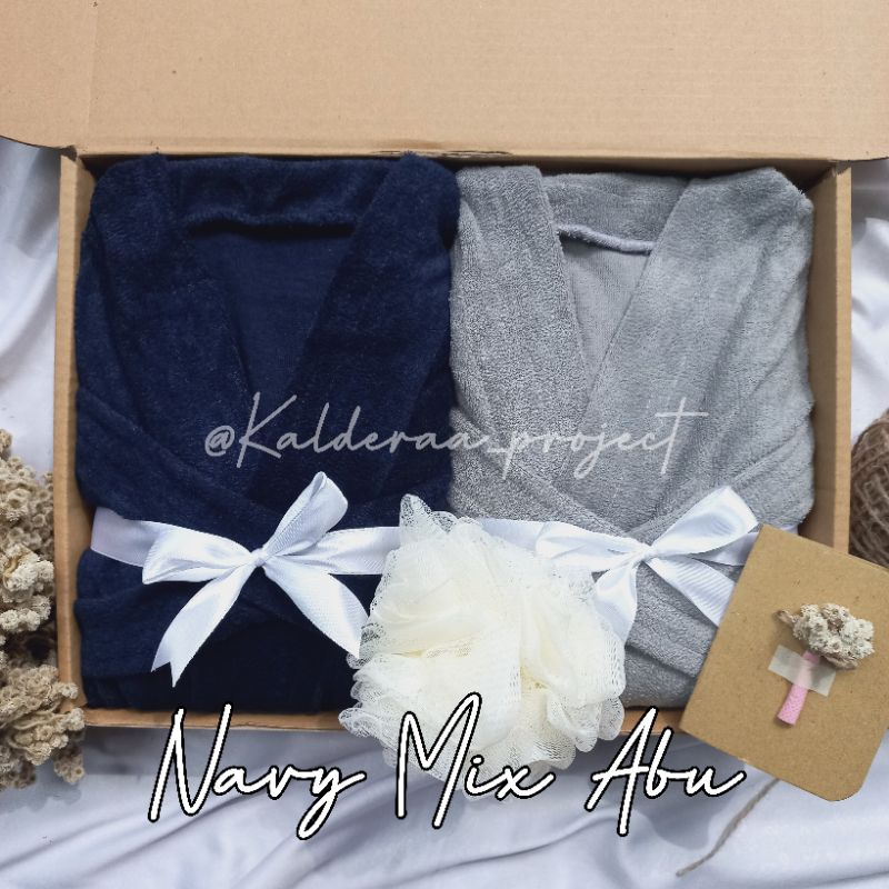 Jual Hampers Handuk Kimono Mandi Couple/ Seserahan Handuk Kimono Couple ...