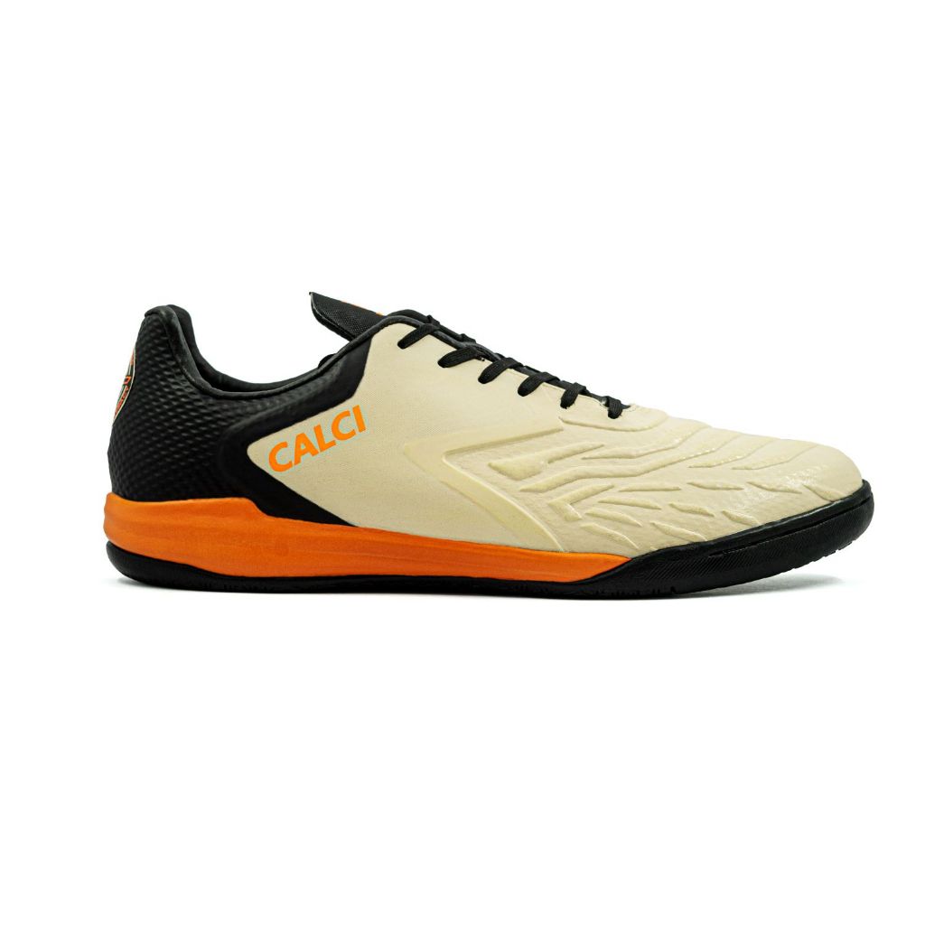 Jual Calci Sepatu Futsal Punisher ID - Tan/Mocca | Shopee Indonesia