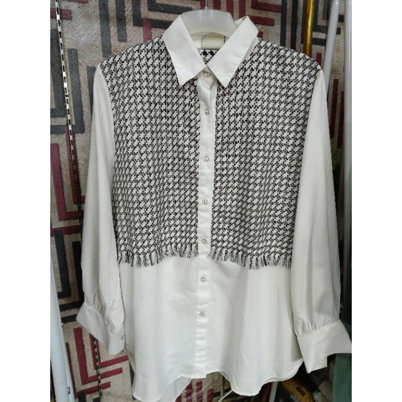 Jual FERLA SHIRT OFF WHITE | KEMEJA ALEZA | Shopee Indonesia