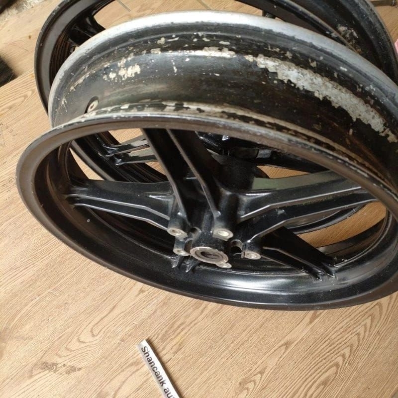 Jual velek/velg Yamaha R15 v2 set depan belakang original copotan no ...