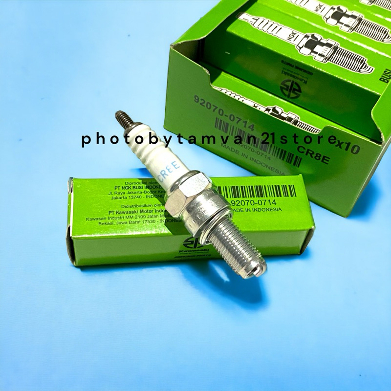 Jual BUSI KAWASAKI NINJA 250FI KARBU W175 CR8E ORIGINAL | Shopee Indonesia