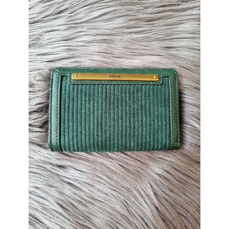 Jual New Dompet Fossil Liza multifunction pine green nego sampe jadi ...