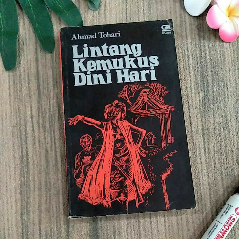 Jual Novel Ahmad Tohari prelove Lintang Kemukus Dini hari | Shopee Indonesia