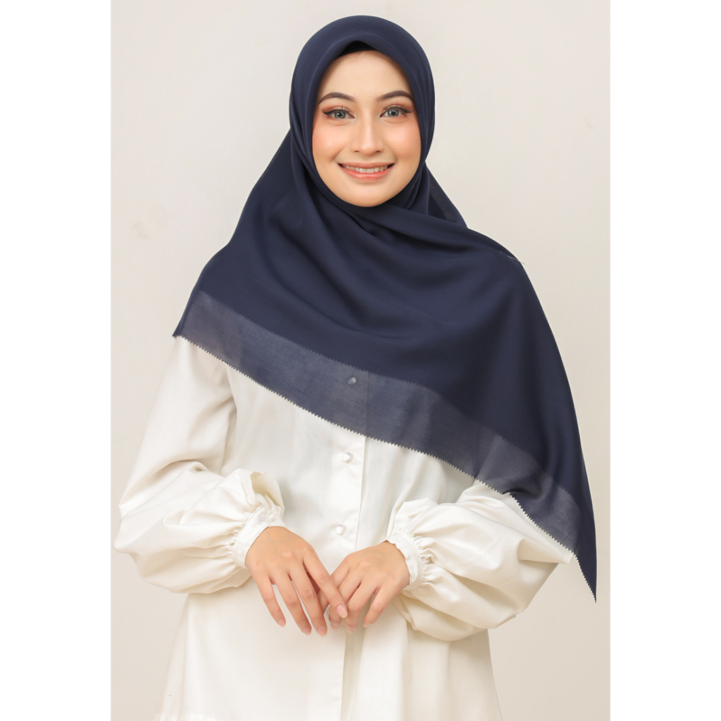 Jual Umama Scarf - Kerudung Polos Jilbab Segi Empat Hijab Daily Paris ...
