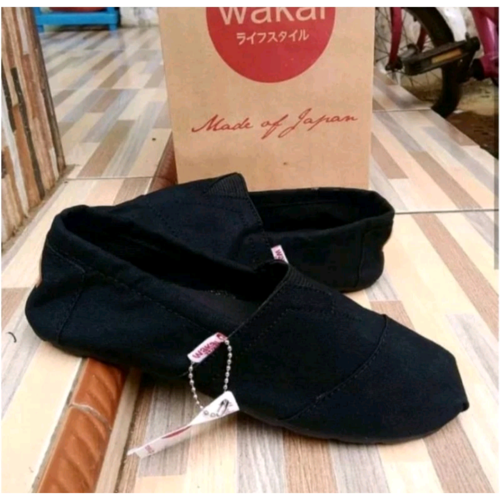 Jual Sepatu Wakai Terlengkap & Harga Terbaru April 2026 | Shopee Indonesia