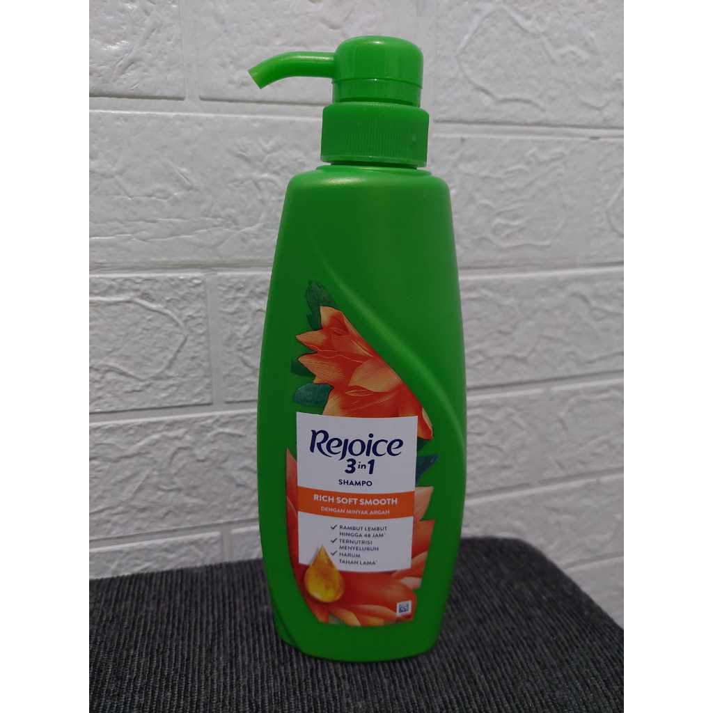 Jual Rejoice Shampo 3 In 1 Rich Soft Smooth 450ml | Shopee Indonesia
