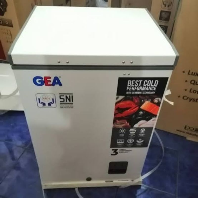 Jual GEA AB-108-R Chest FREEZER 110 LITER AB108R Freezer Box Resmi ...