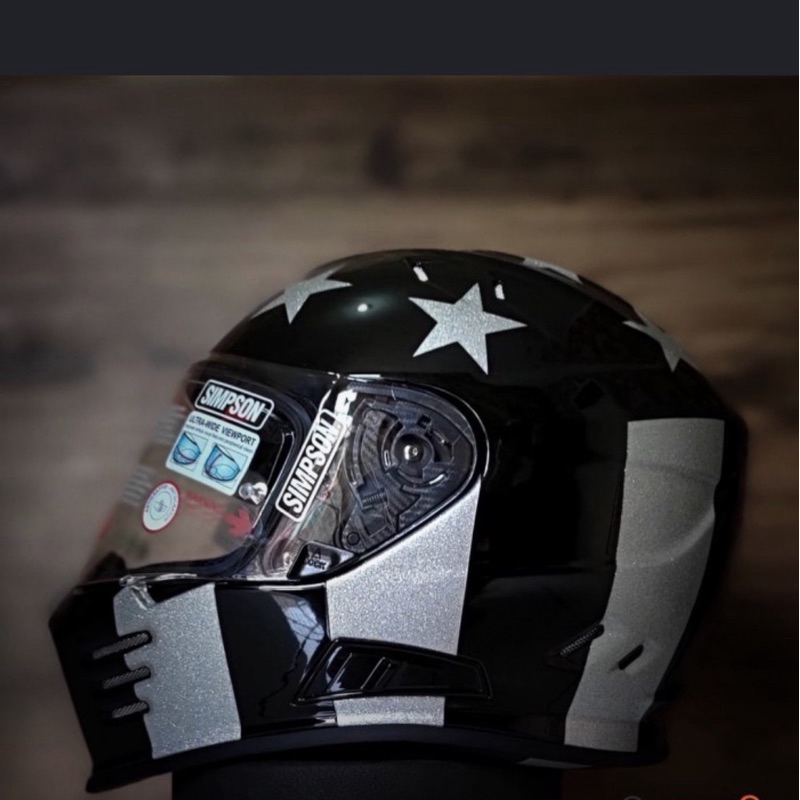 Jual HELM SIMPSON VENOM STING RAE | Shopee Indonesia