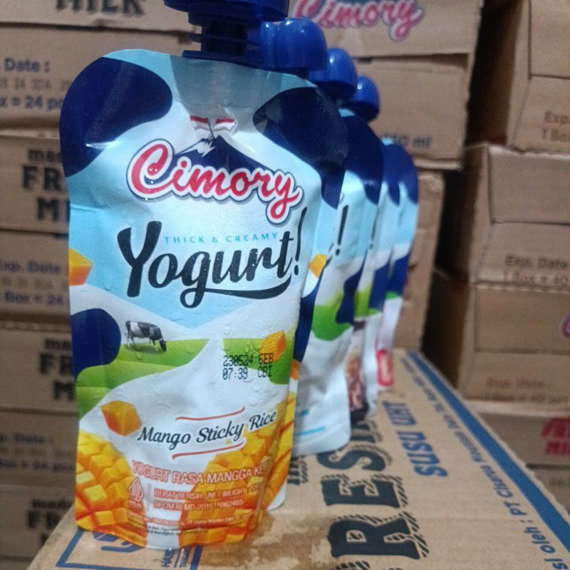 Jual Cimory yogurt squeeze mango sticky rice 120gr 1 karton isi 24pcs ...