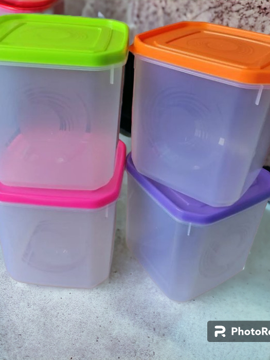 Jual Toples persegi 2500ml/2, 5kg Ukuran -+15x15cm Tinggi -+14cm ...