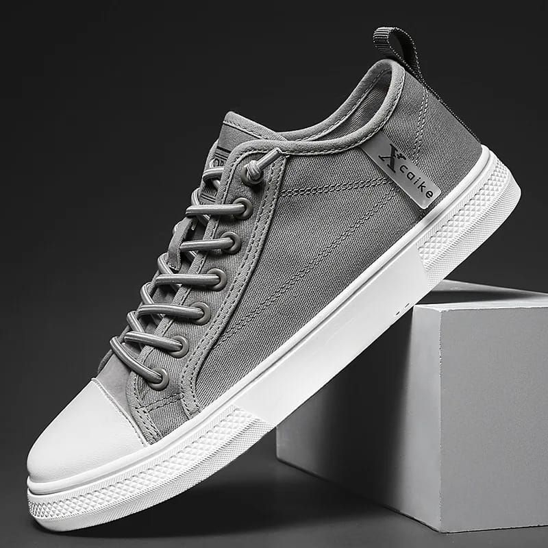 Jual Sepatu Sneakers Kasual Pria Terlaris Promo XCAIKE | Shopee Indonesia