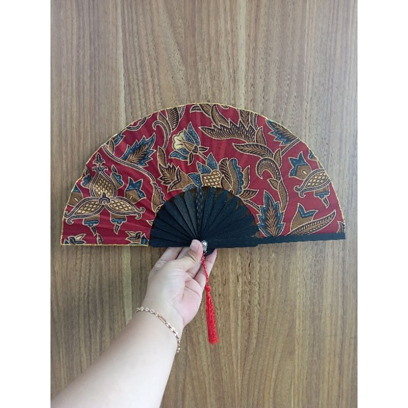 Jual Kipas Batik Rangka Bambu Motif Batik Random 19cm | Shopee Indonesia