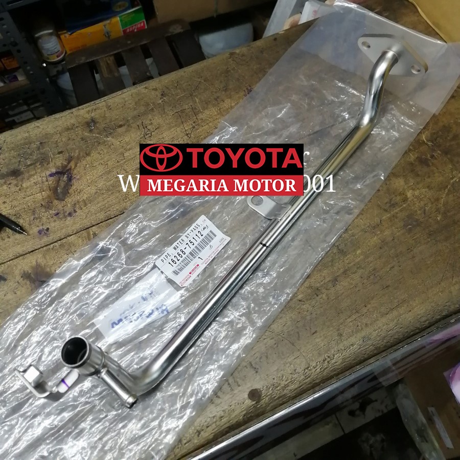 Jual Pipa Selang Bypass Air Radiator Fortuner Innova Hillux Bensin ...