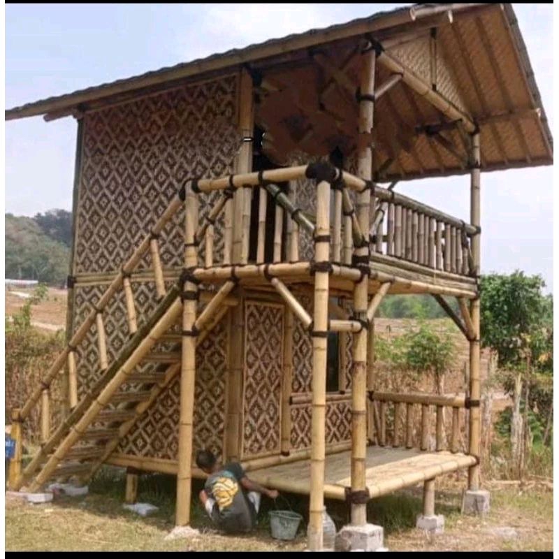 Jual SAUNG BAMBU TINGKAT UKURAN 4X3 METER/RUMAH BAMBU SIAP PASANG ...